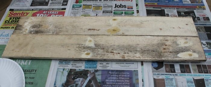 DIY Pallet Football Sign - Outnumbered 3 to 1
