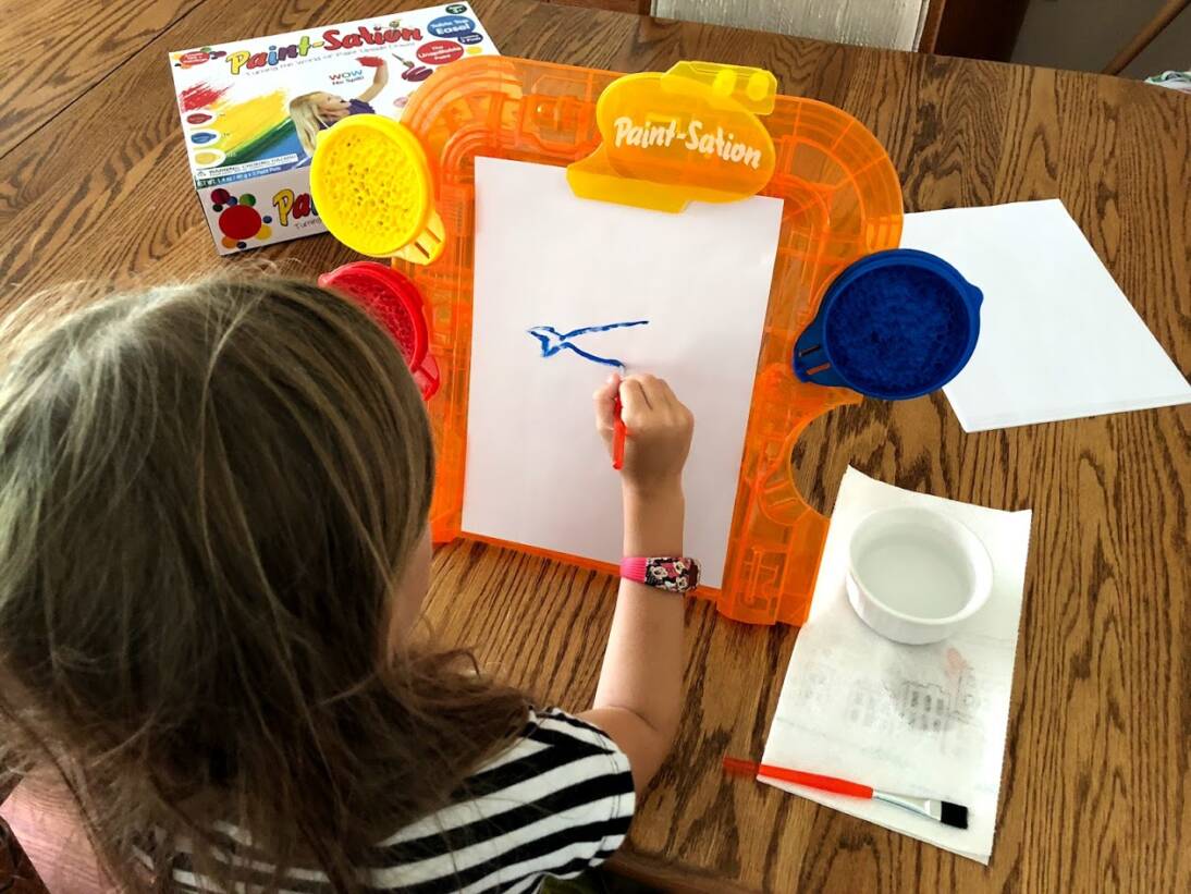 Paint-Sation Offers No-Spill Paint for Less Mess - Outnumbered 3 to 1